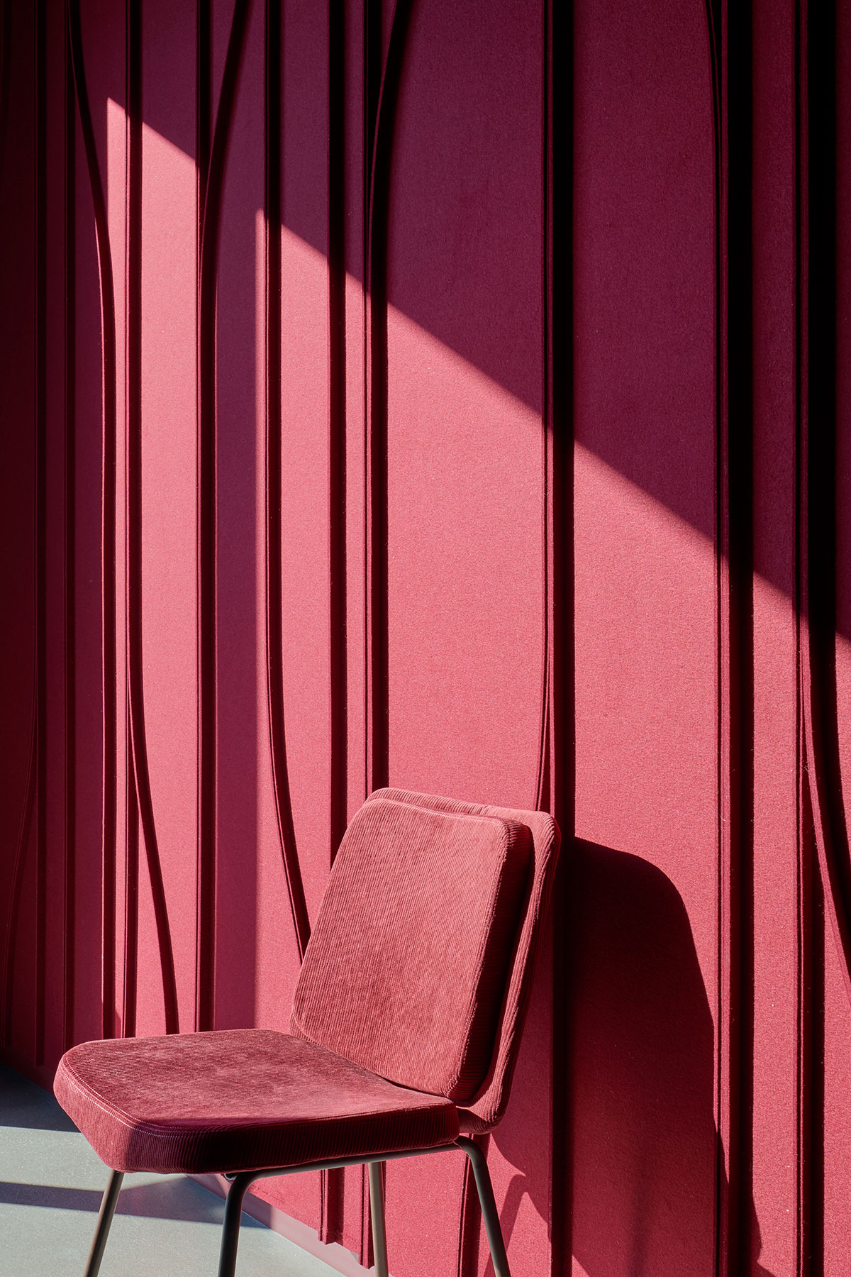 Alfred Seating - Grand Rapids Chair